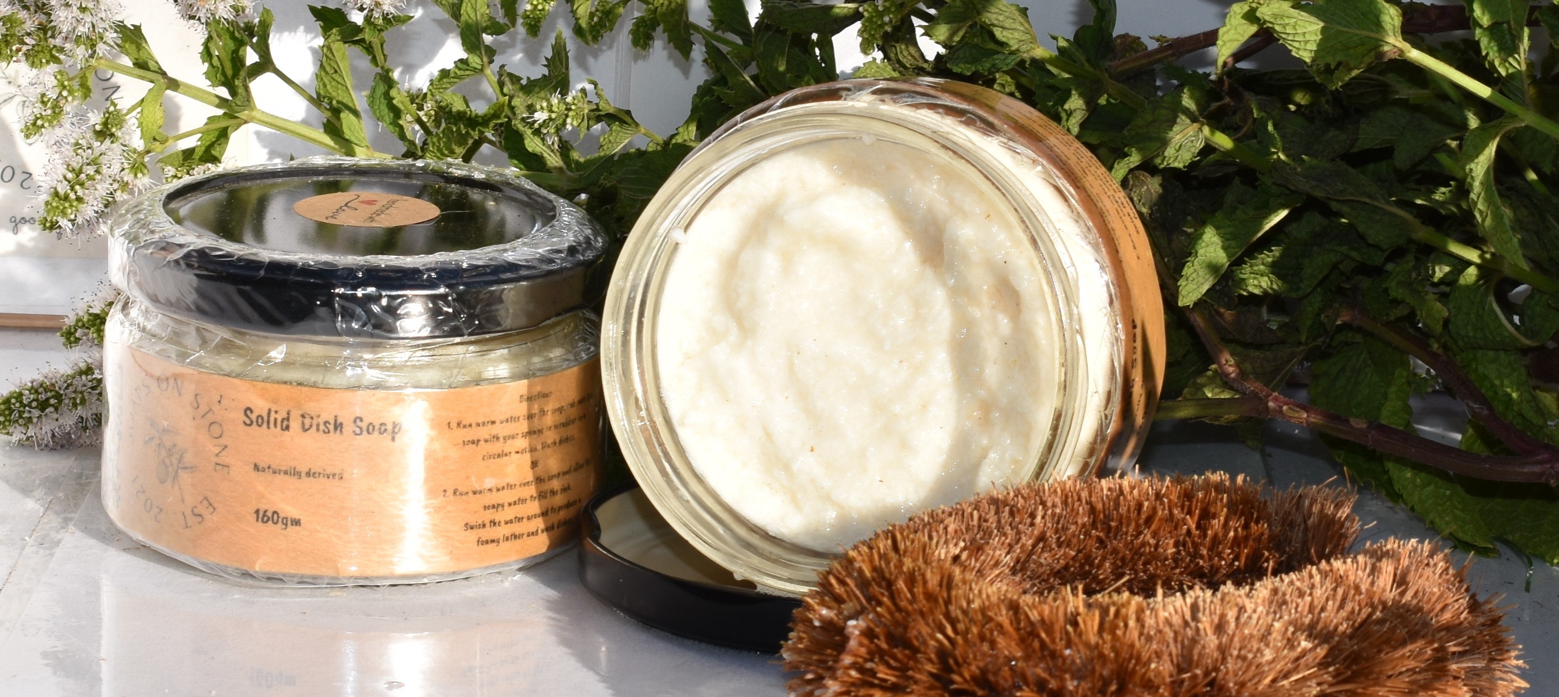 For the kitchen – Soaps on Stone